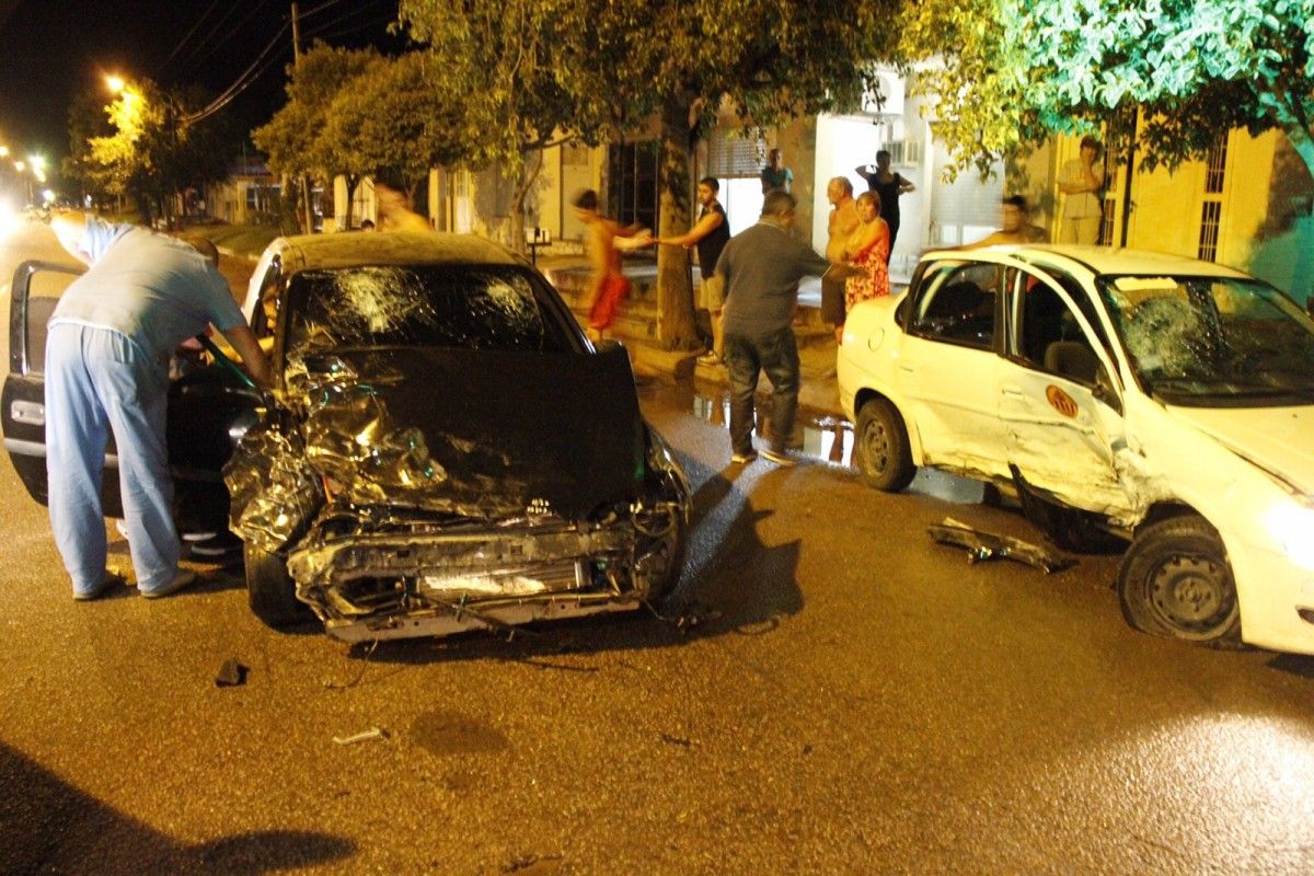 Impresionante choque de vehículos – infopico.com