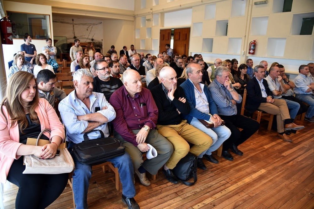 Fiduciaria La Pampa S.A.P.E.M: 31 municipios firmaron acta acuerdo y el ... Fiduciaria La Pampa S.A.P.E.M: 31 municipios firmaron acta acuerdo y el ...