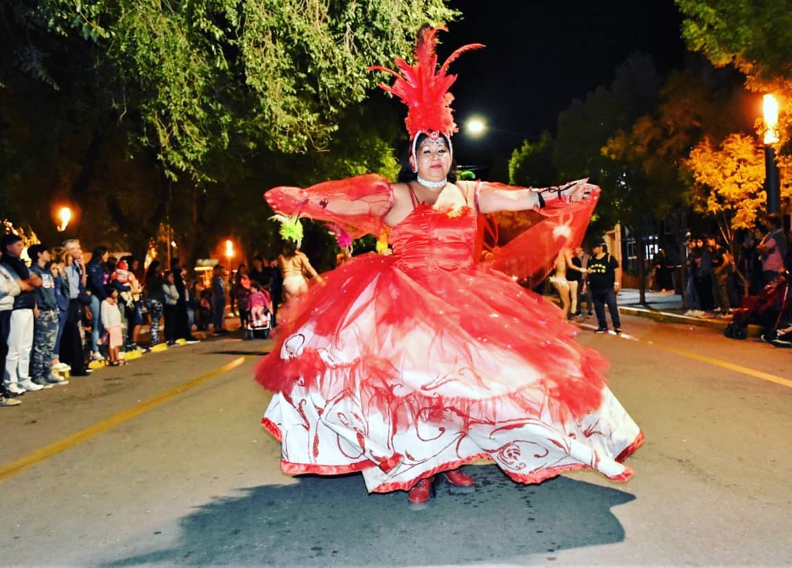 General Pico bailó al ritmo del carnaval – infopico.com
