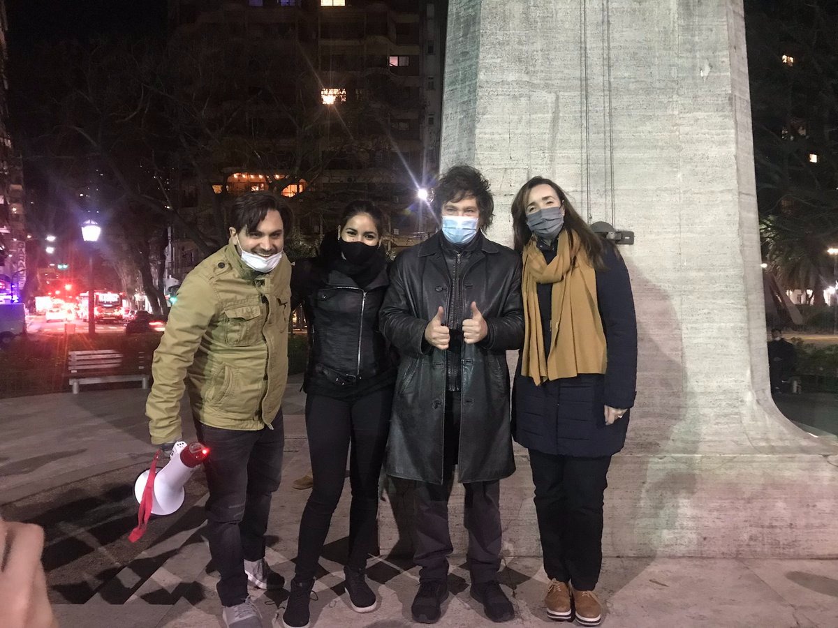 El Fenómeno Milei En Las Calles Su Llegada A Los Adolescentes Y El