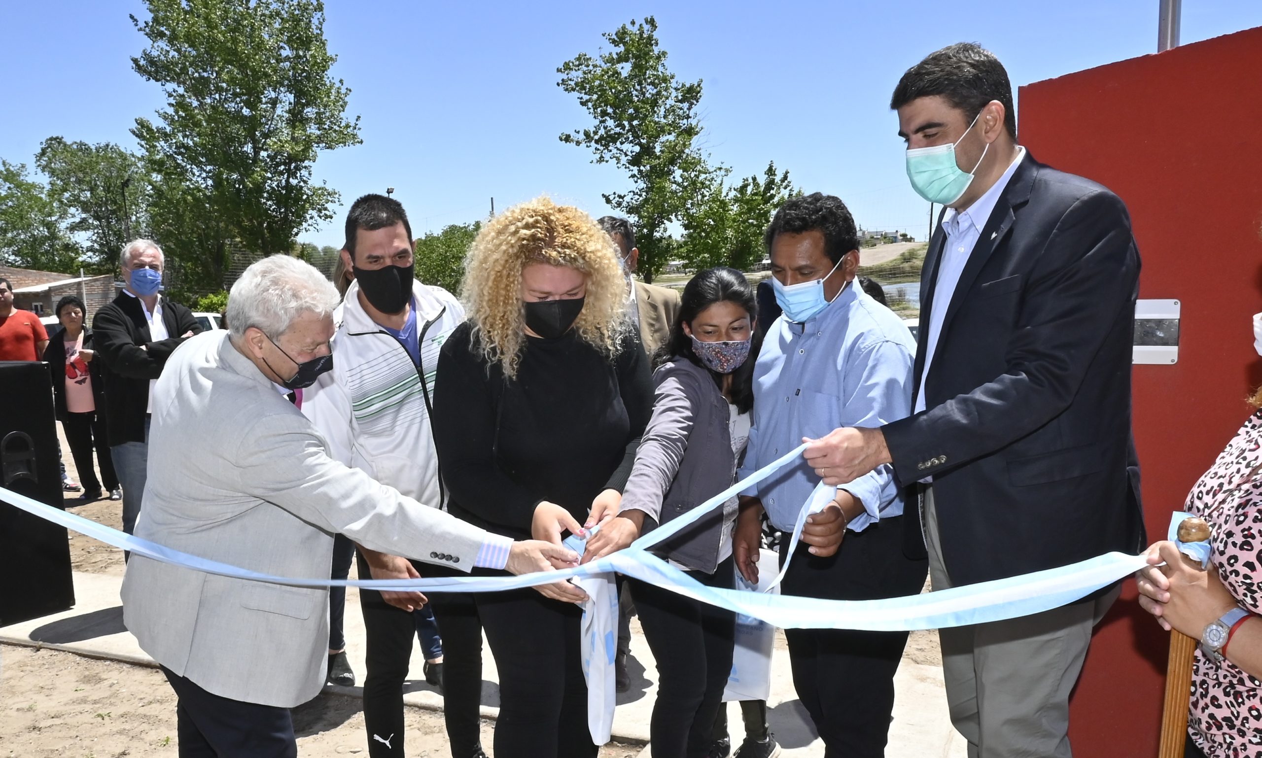 Entregaron viviendas a seis familias de La Humada – infopico.com