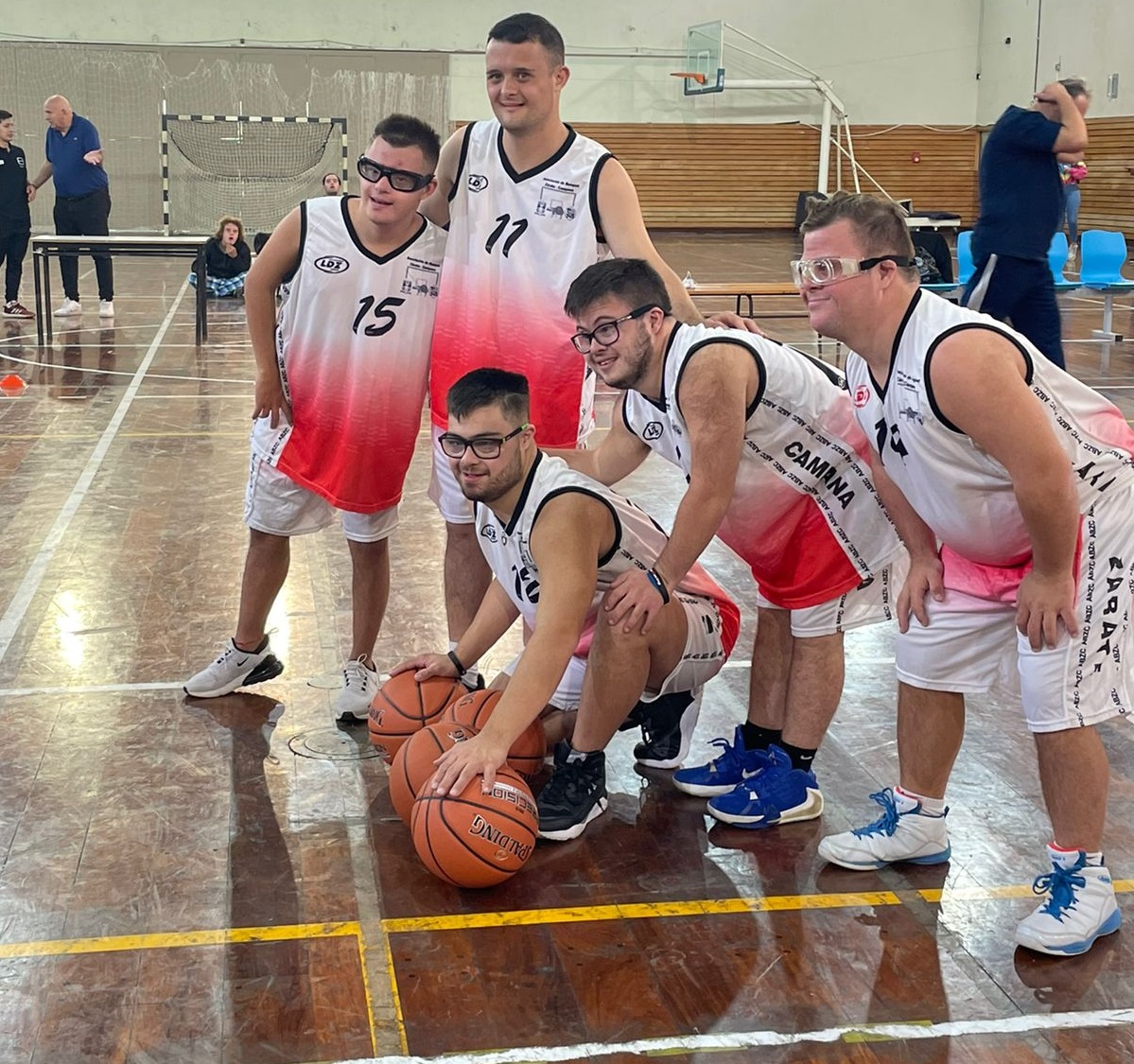 Gran desempeño de Gaspar Espada y Tomás Roldán en la victoria de su ...