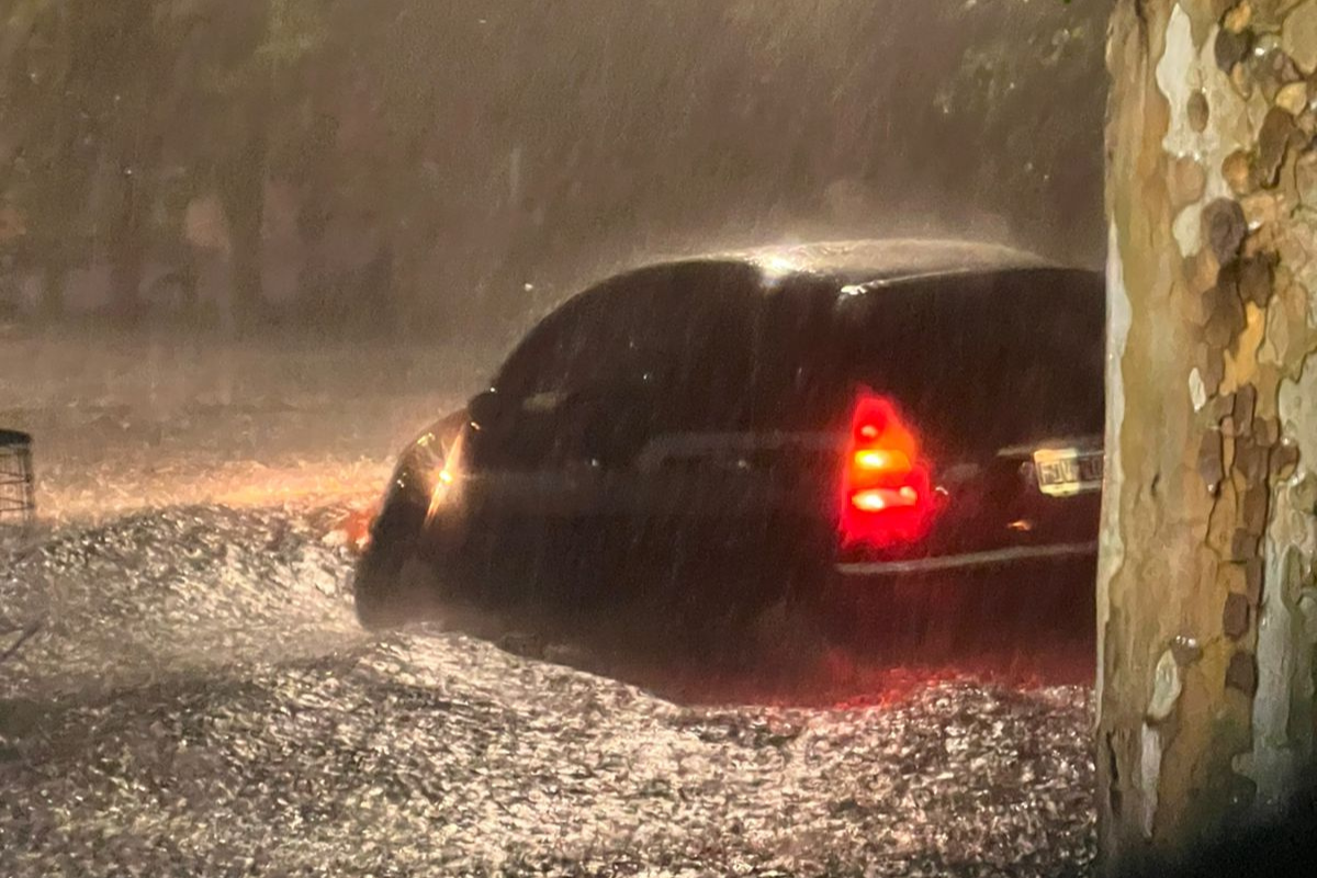 Impresionante tormenta de lluvia, viento y piedra en General Pico ...