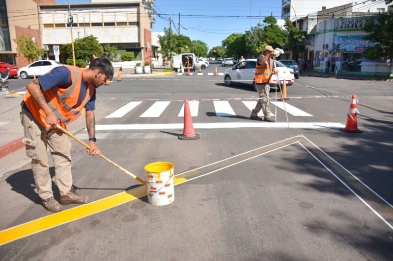 Trabajos de mejora en sendas peatonales del casco urbano de General ...