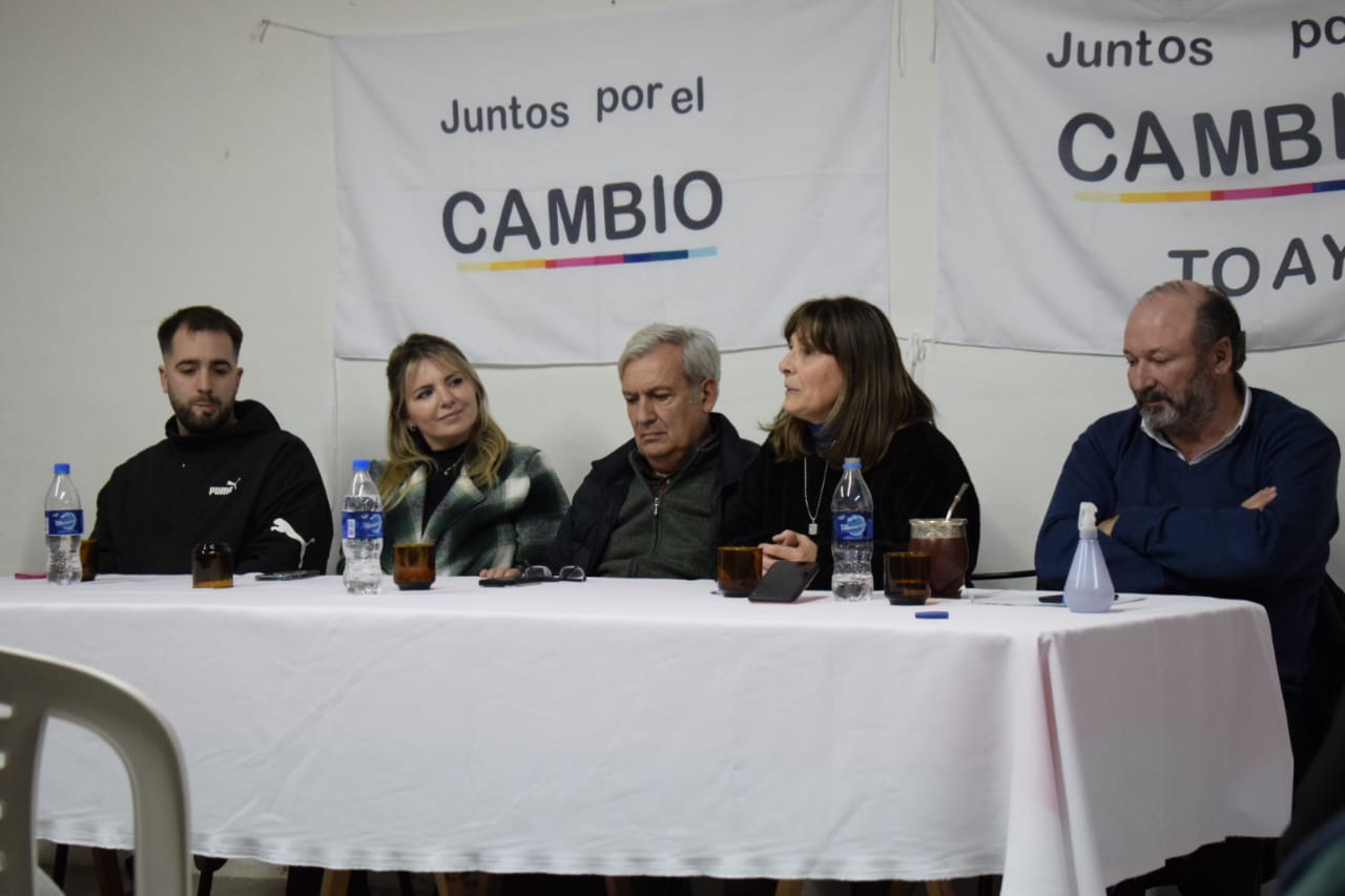 Torroba recorrió Anguil y Toay, donde reafirmó que “Larreta y Morales ...