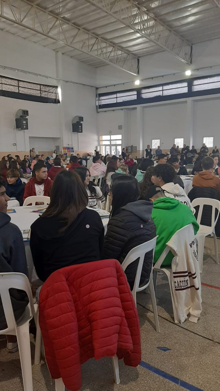 “Aprender a gobernar”: la juventud involucrada en la lucha contra el ...