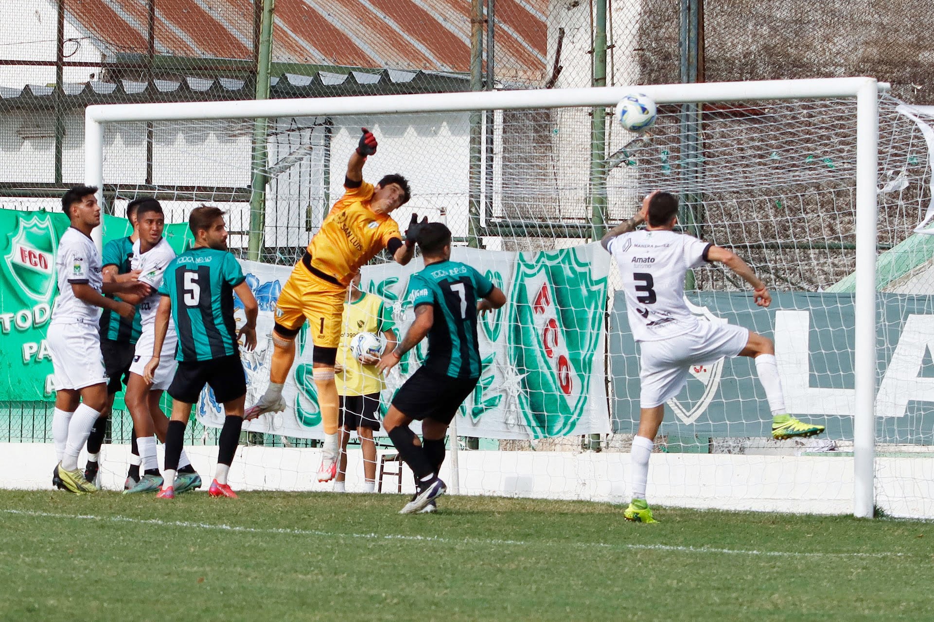 Ferro de Pico no reaccionó a tiempo y perdió su primer partido en el ...